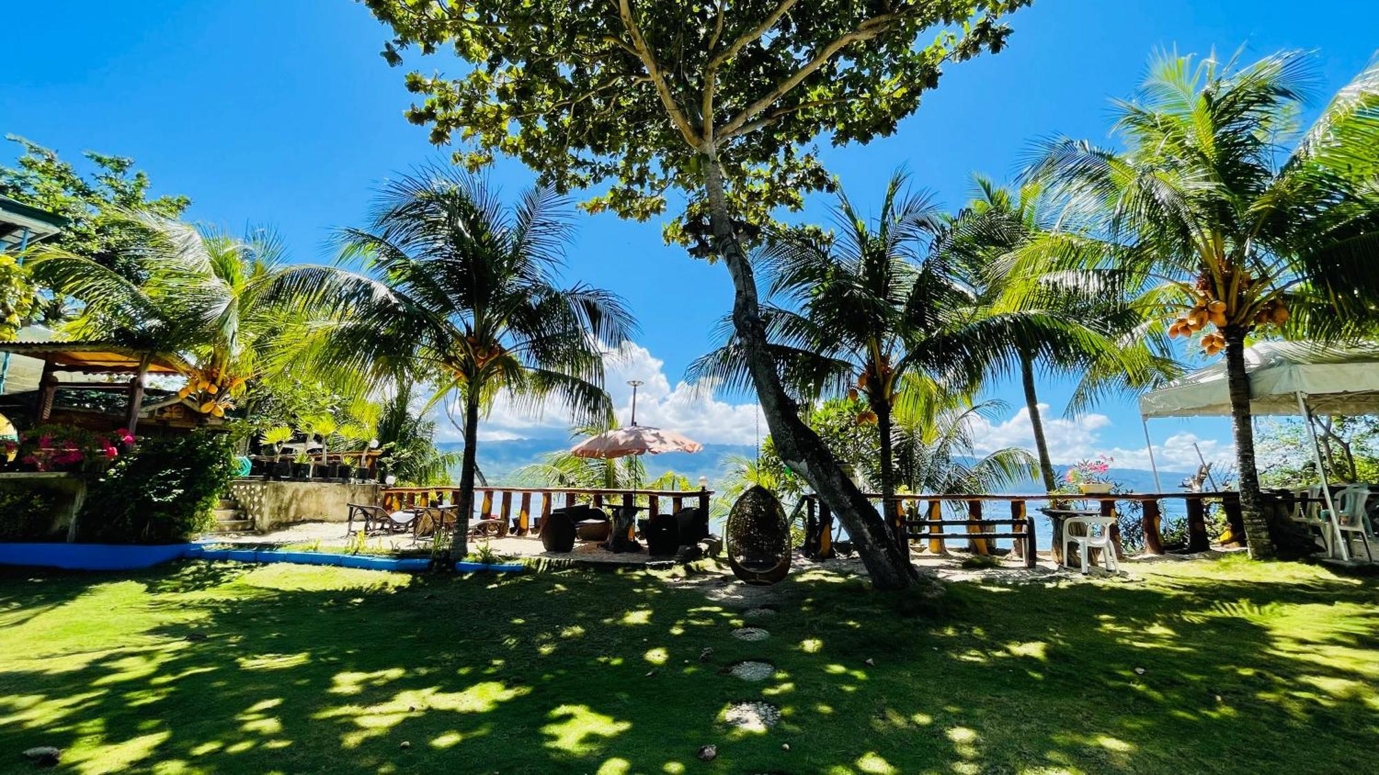 LA CONCEPCION COVE GARDEN RESORT, MOALBOAL